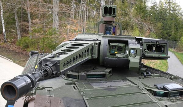 Moderne Sichtsysteme für den Schützenpanzer PUMA