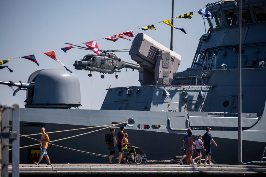 Deutsche Marine bei der Hanse Sail 2024 – Willkommen an Bord