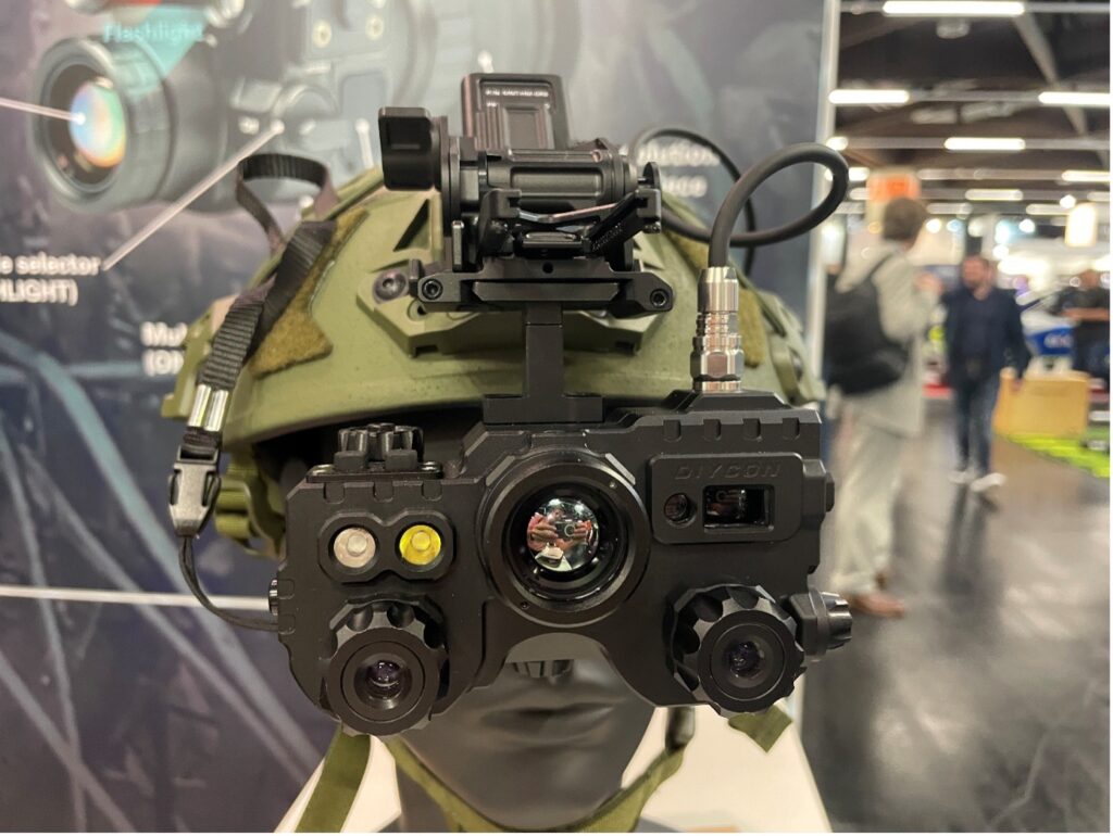 Enforce Tac: Nachtsicht-Fusions-Optiken für Spezialkräfte