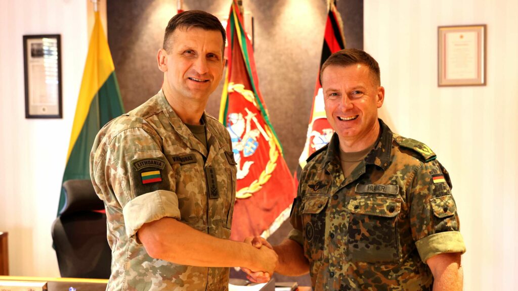 Brigade Litauen: Ankunft des Kommandeurs