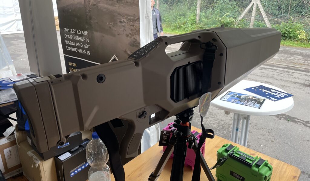 NEROD RF kann militärische und kommerzielle Drohnen stören