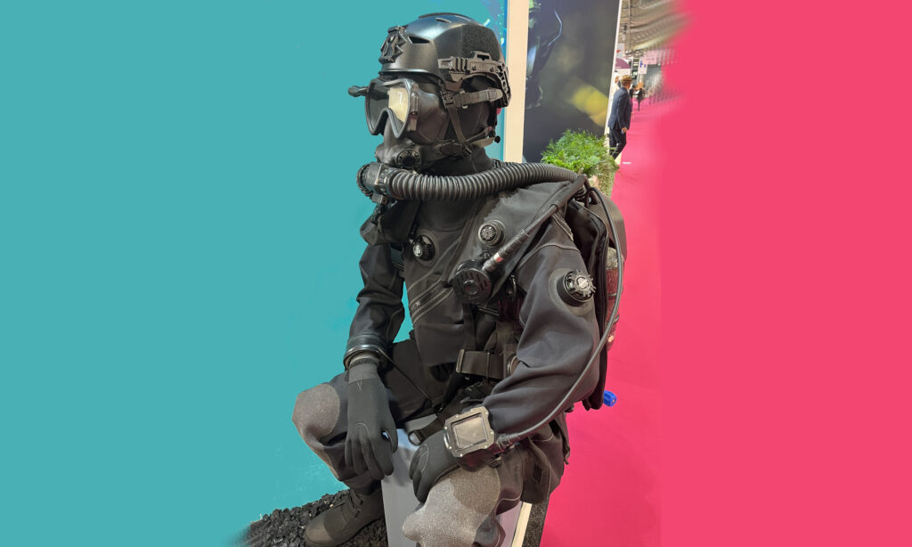 Rebreather MCM100 von Avon für Neusseeland