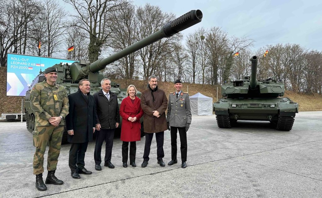 Der neueste Kampfpanzer der Bundeswehr – Roll-out Leopard 2A8