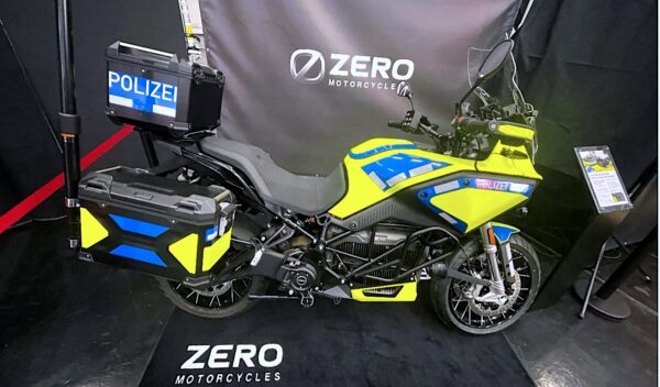 INTERMOT: Neue Motorräder für Einsatzkräfte