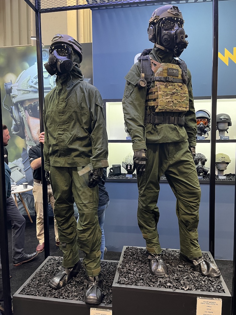 Enforce Tac: Neuer EXOSKIN-S1 CBRN-Schutzanzug