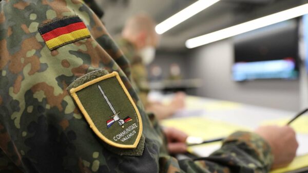 Deutsch-niederländische Planungen für die NATO